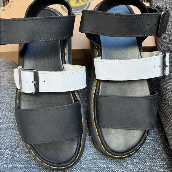 Dr. Martens | Shoes | Brand New Never Worn Cute Dr Martins Gryphon ...